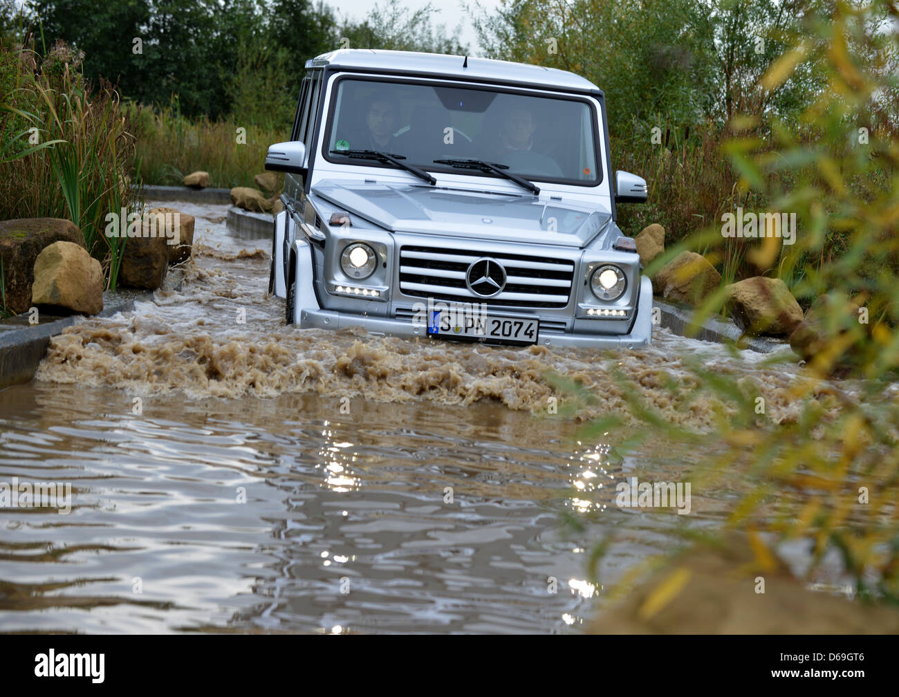 Mercedes G350 AMG G Wagon luxury hard core off road car wading in deep ...