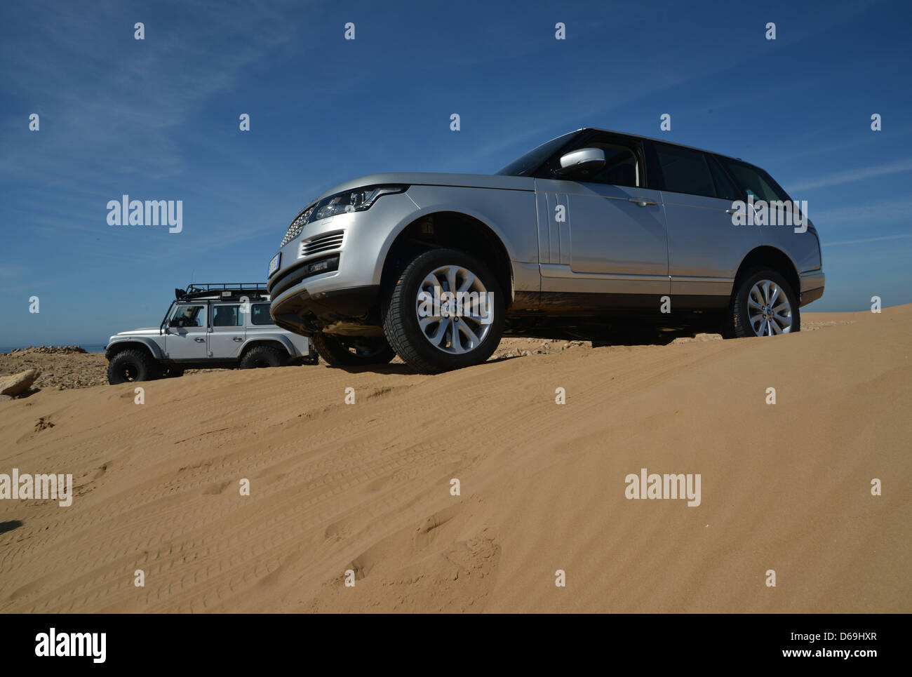 Land rover range rover model hi-res stock photography and images - Alamy