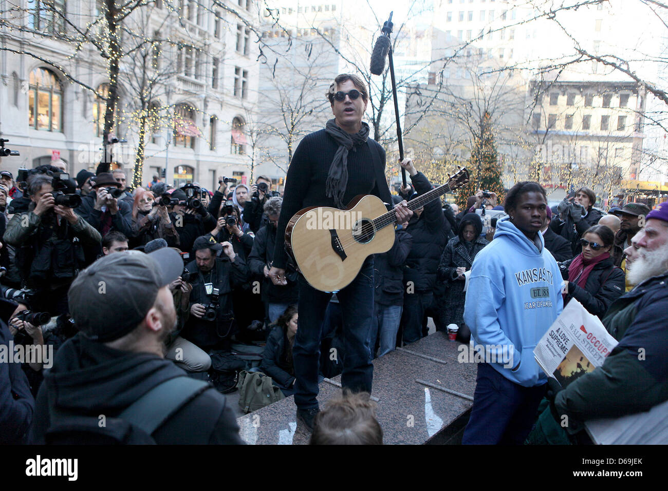 Stephan Jenkins of Third Eye Blind performs at an Occupy Wall Street ...
