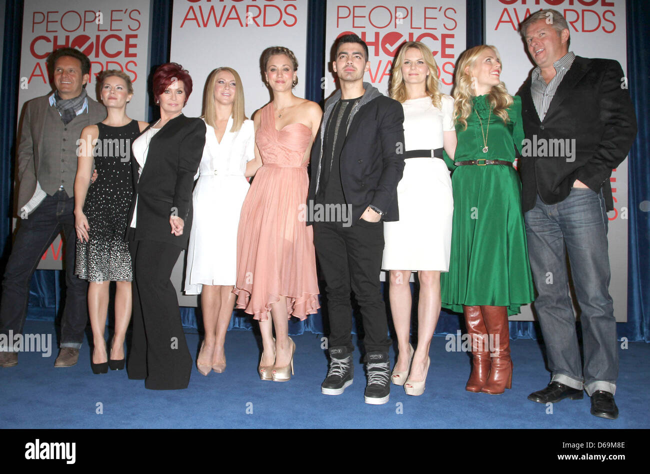 Julianne hough and kaley cuoco High Resolution Stock Photography and ...