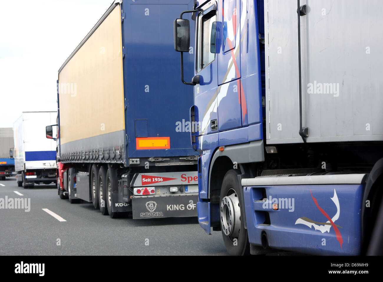 Trucks convoy highway hi-res stock photography and images - Alamy