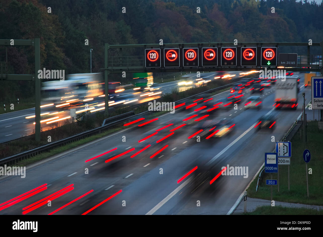 Mobility and streets hi-res stock photography and images - Alamy