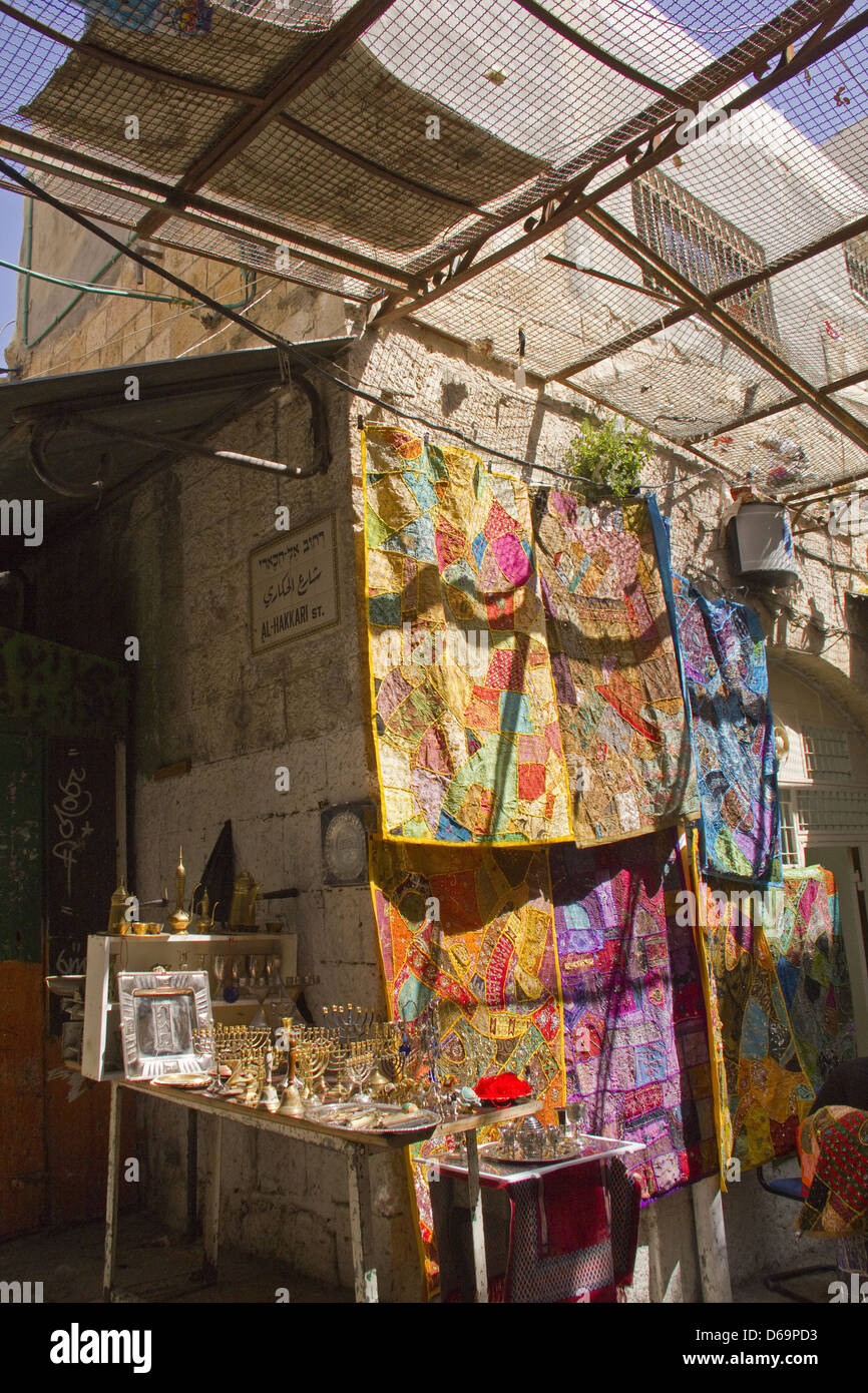 JERUSALEM - March 29,2013: East market on narrow streets in Jerusalem ...