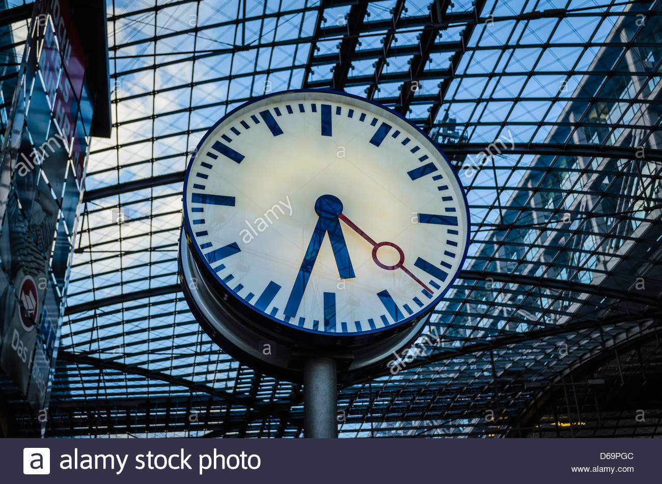 Clock Stock Photos & Clock Stock Images - Alamy