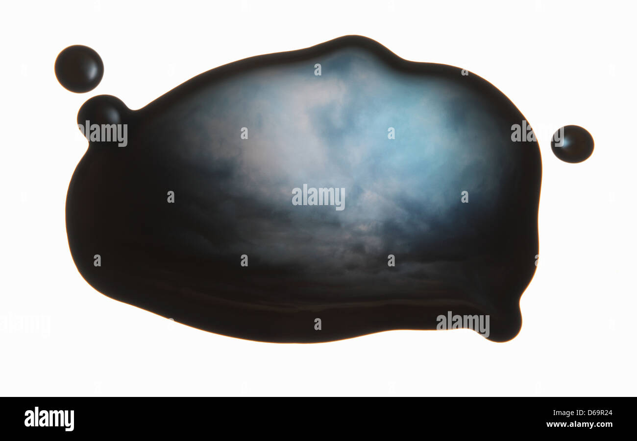 Reflection in puddle Cut Out Stock Images & Pictures - Alamy