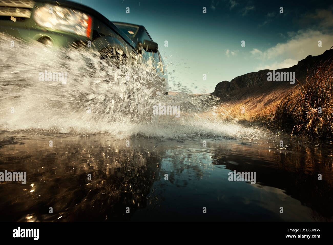 Car puddle hi-res stock photography and images - Alamy