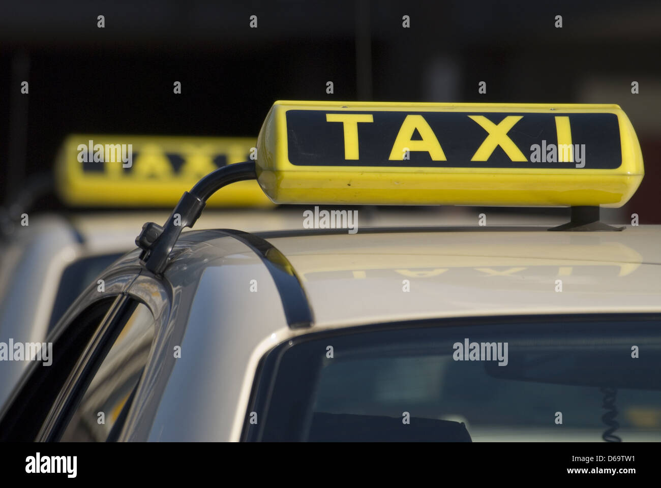 taxi,taxi sign,illuminated sign Stock Photo - Alamy