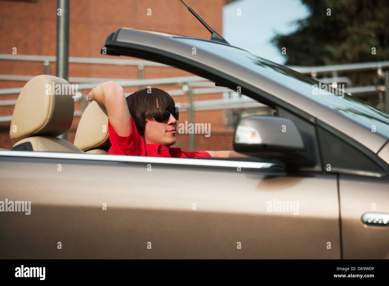Teens driving convertible hi-res stock photography and images - Alamy
