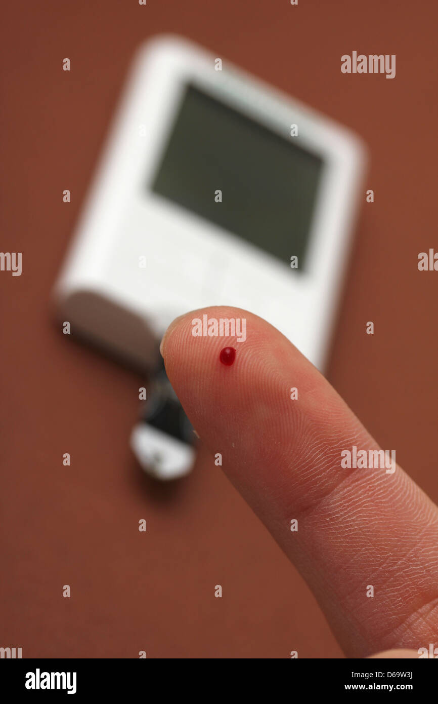 blood sugar measuring Stock Photo - Alamy