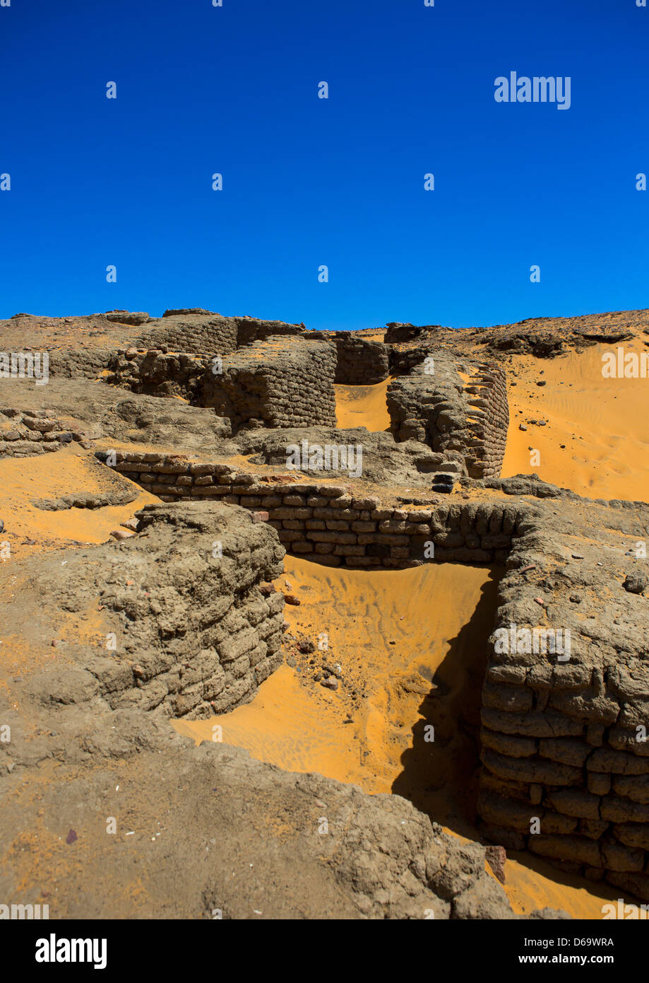 The Ruins Of The Medieval City Of Old Dongola, Sudan Stock Photo - Alamy