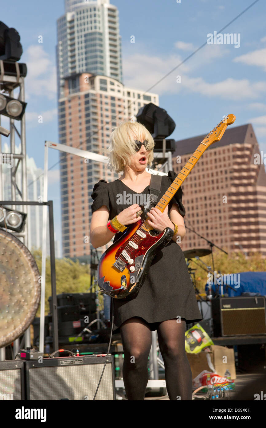 Ritzy bryan the joy formidable hi-res stock photography and images - Alamy