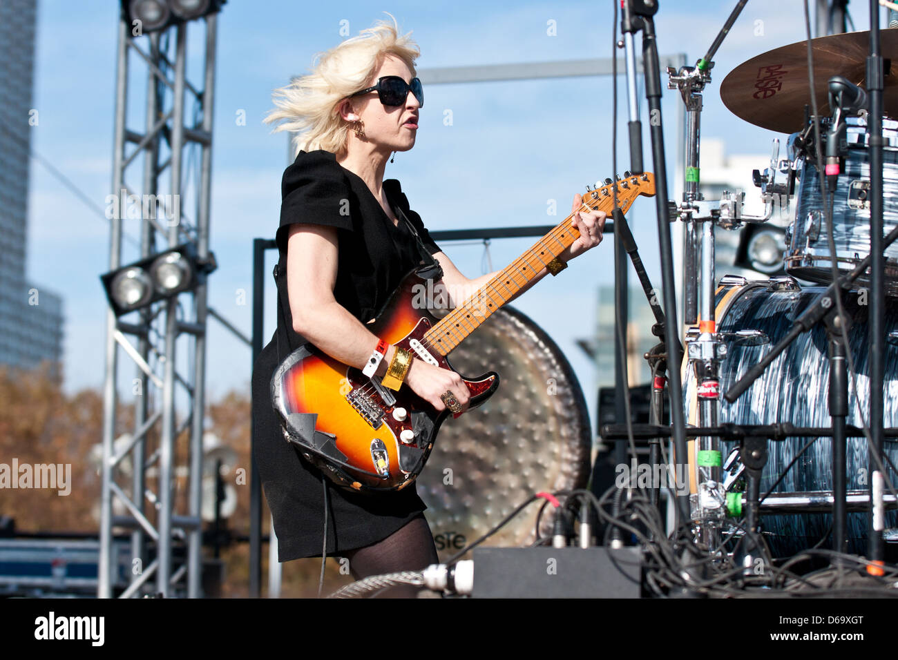 Ritzy bryan the joy formidable hi-res stock photography and images - Alamy