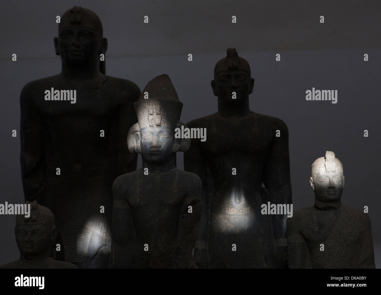 Statues Of Nubian Pharaohs In Kerma Museum, Sudan Stock Photo - Alamy