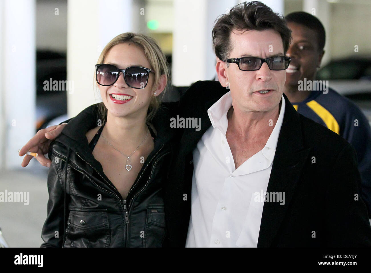 Natalie Kenly aka Natty and Charlie Sheen Charlie Sheen smoking a ...