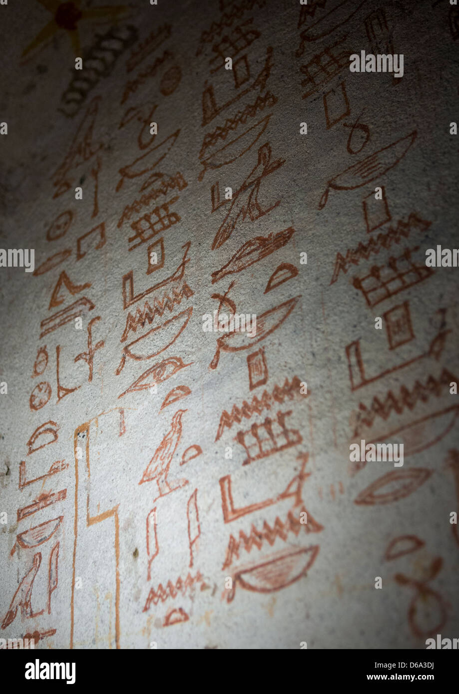 El kurru and tomb hi-res stock photography and images - Alamy