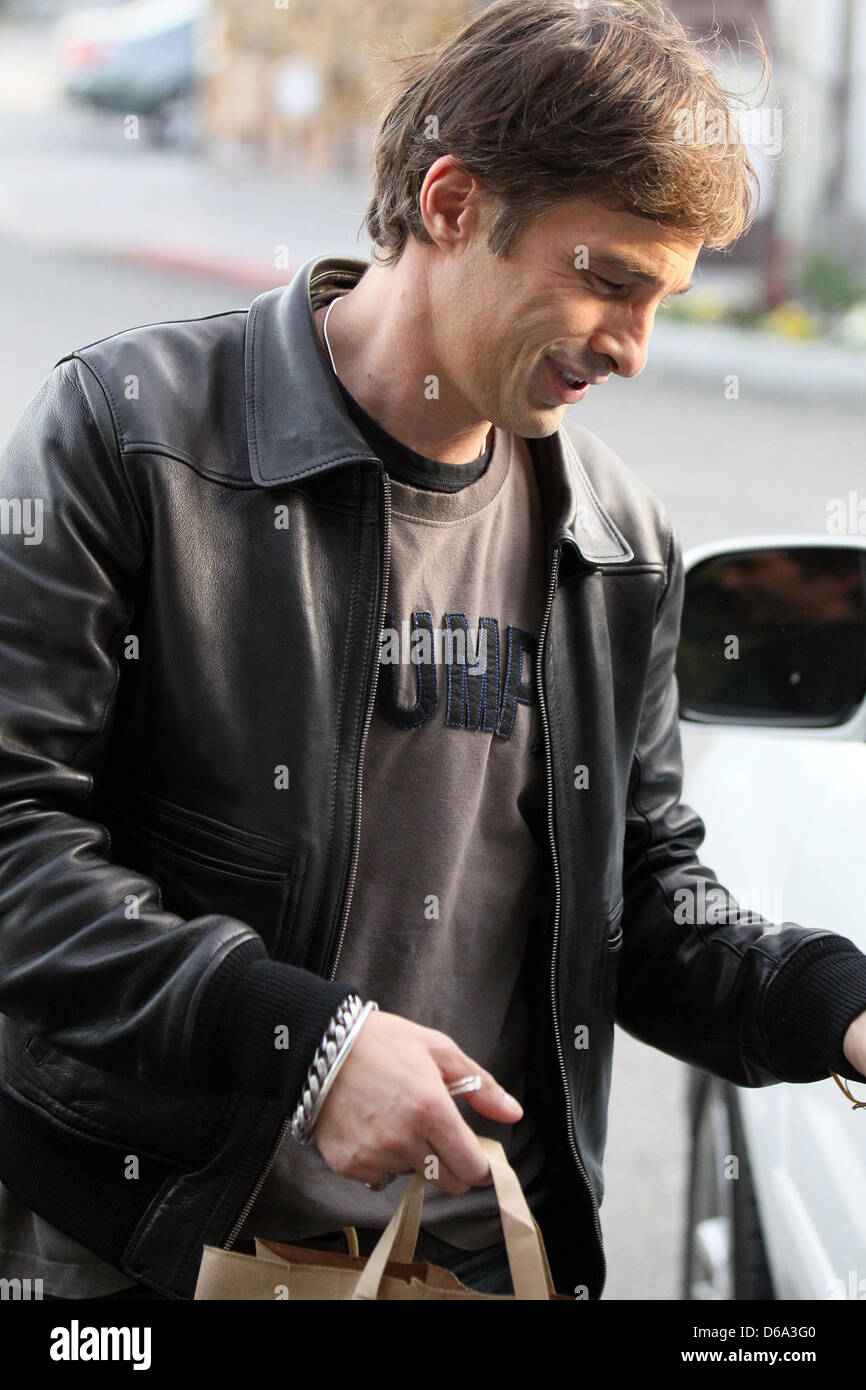 Olivier Martinez leaving Bristol Farms after doing some shopping Los ... Olivier Martinez leaving Bristol Farms after doing some shopping Los ...