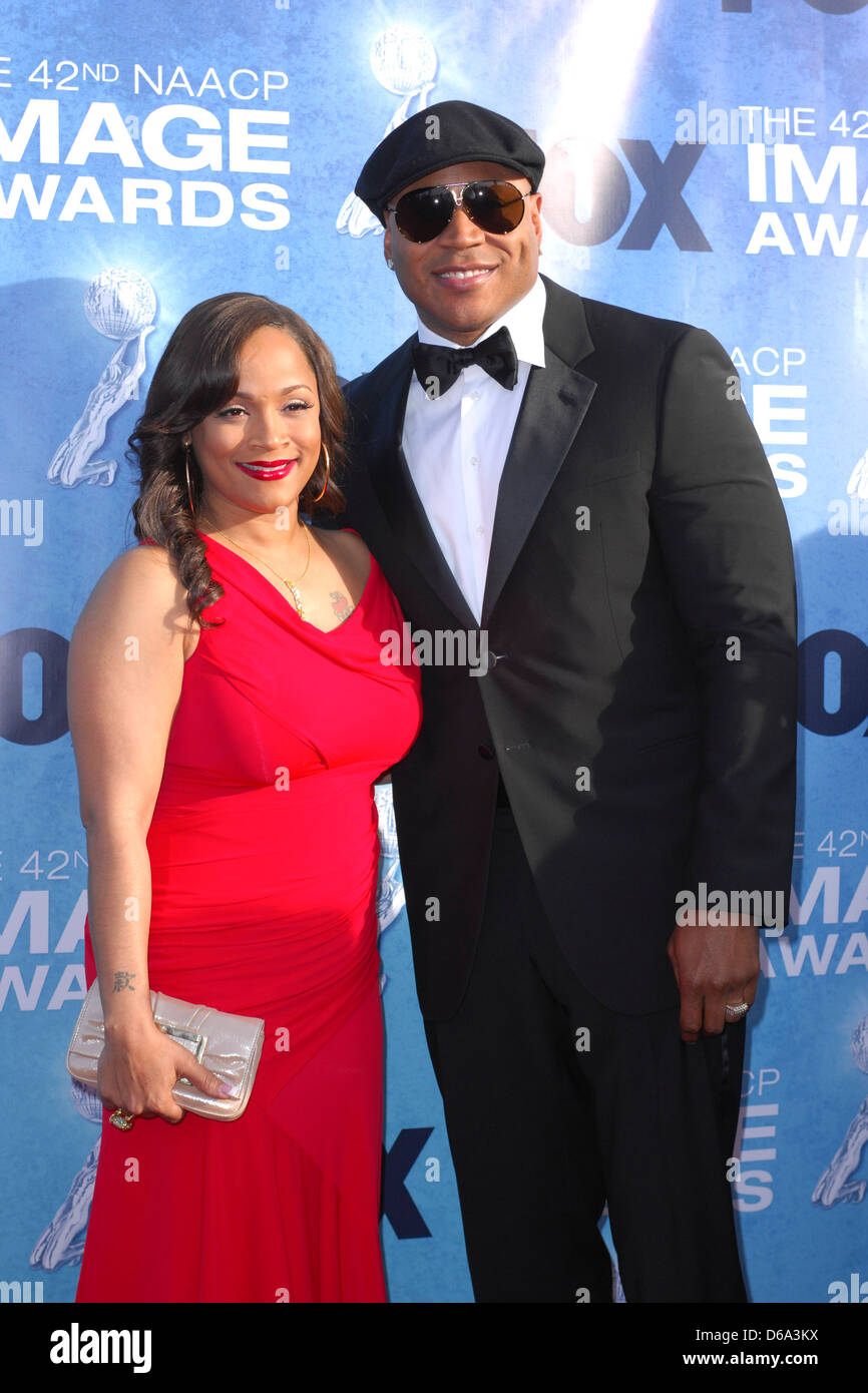 Simone Smith and LL Cool J 42nd NAACP Image Awards at The Shrine ...