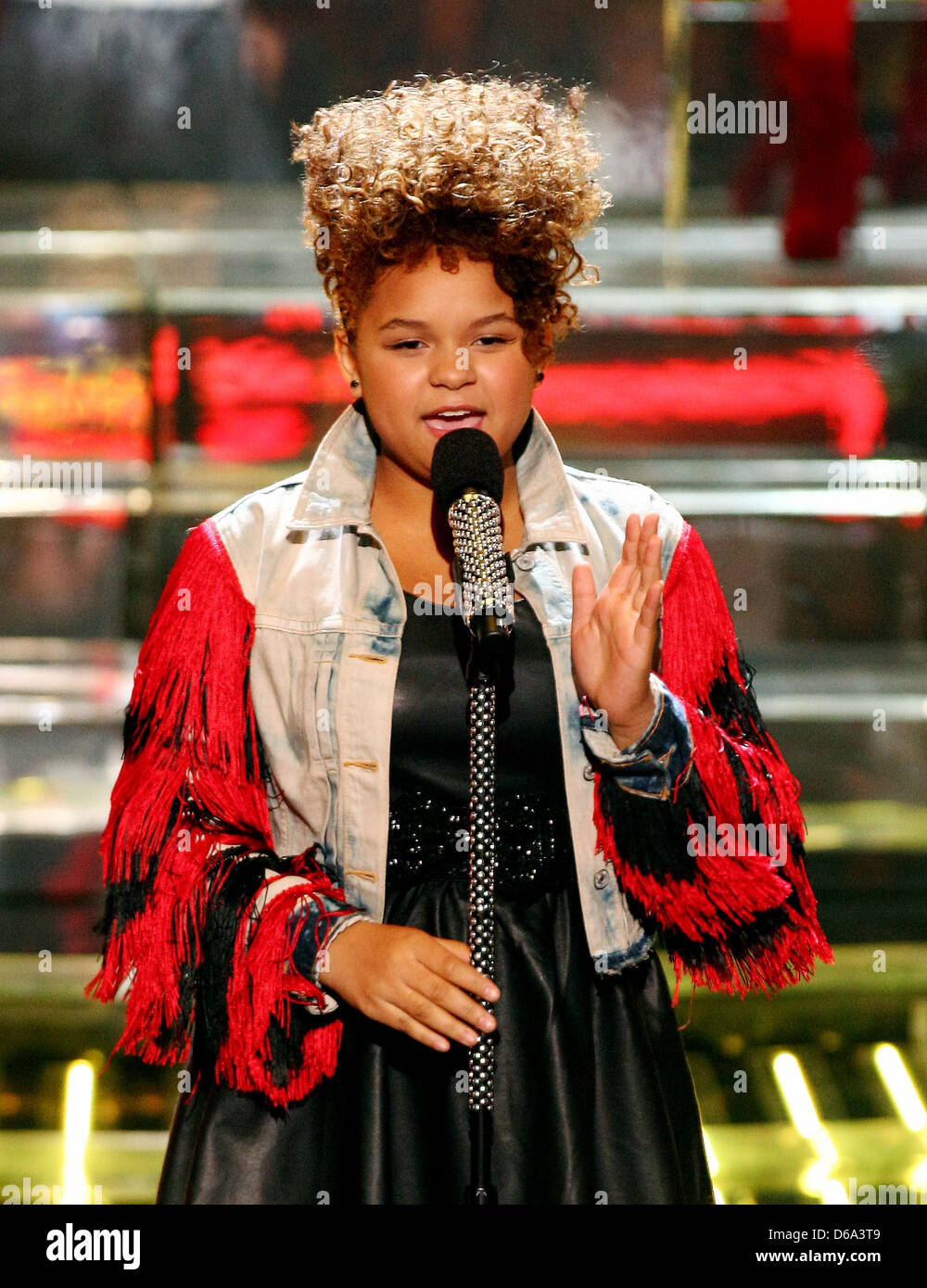 Rachel crow x factor hi-res stock photography and images - Alamy