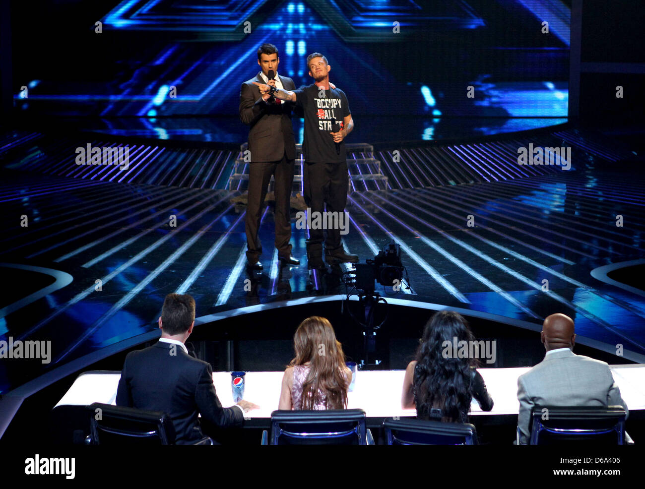Steve Jones, Chris Rene 'The X Factor USA' top 10 live performance show ...