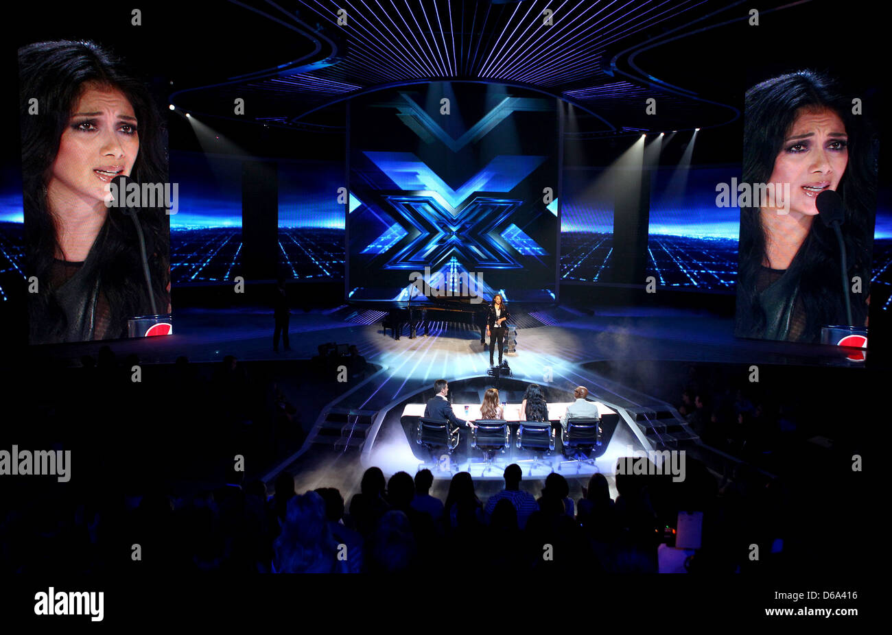 Melanie Amaro 'The X Factor USA' top 10 live performance show Los ...