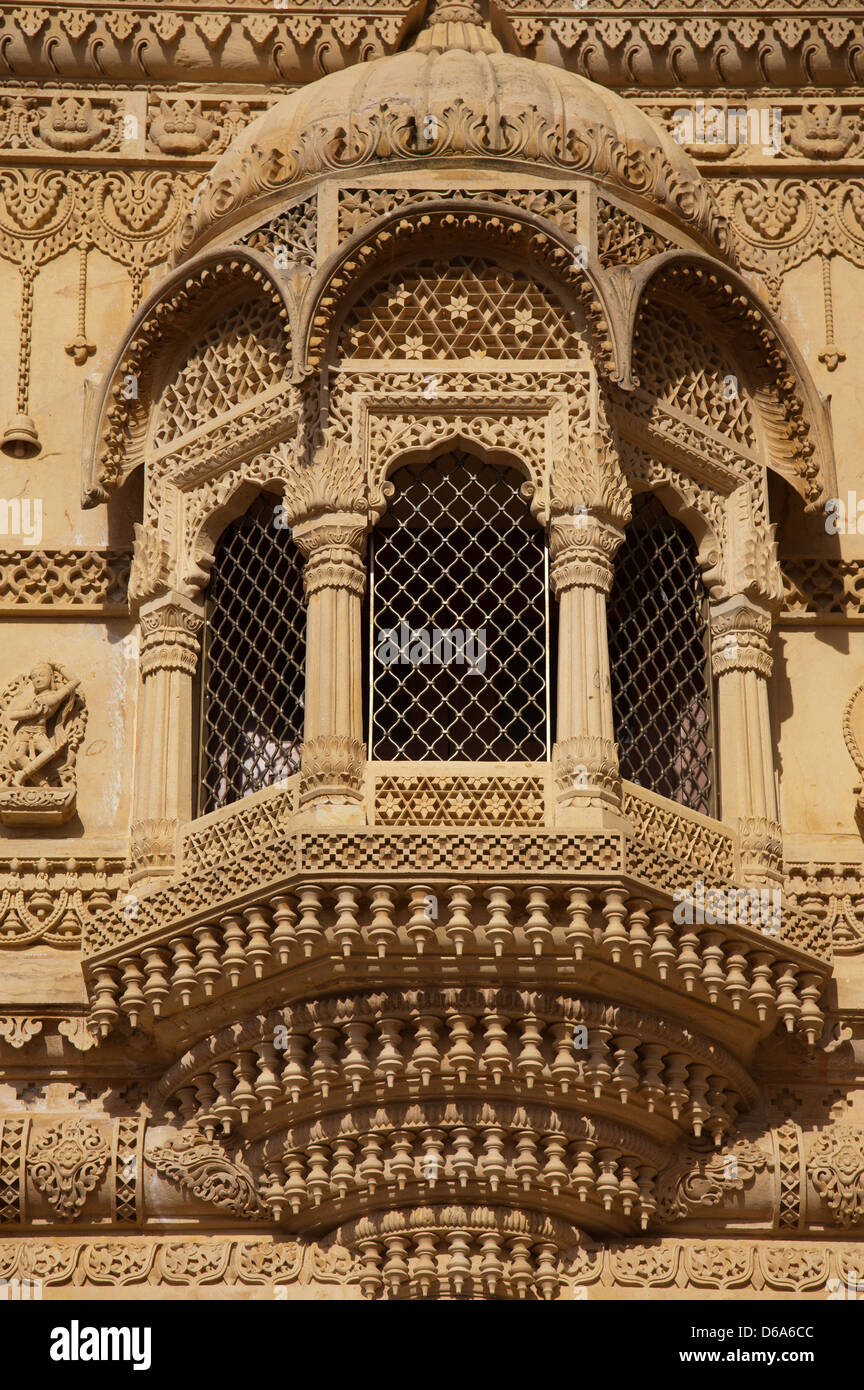 Shree Sanatan Hindu Mandir Hindu Temple Wembley Stock Photo - Alamy