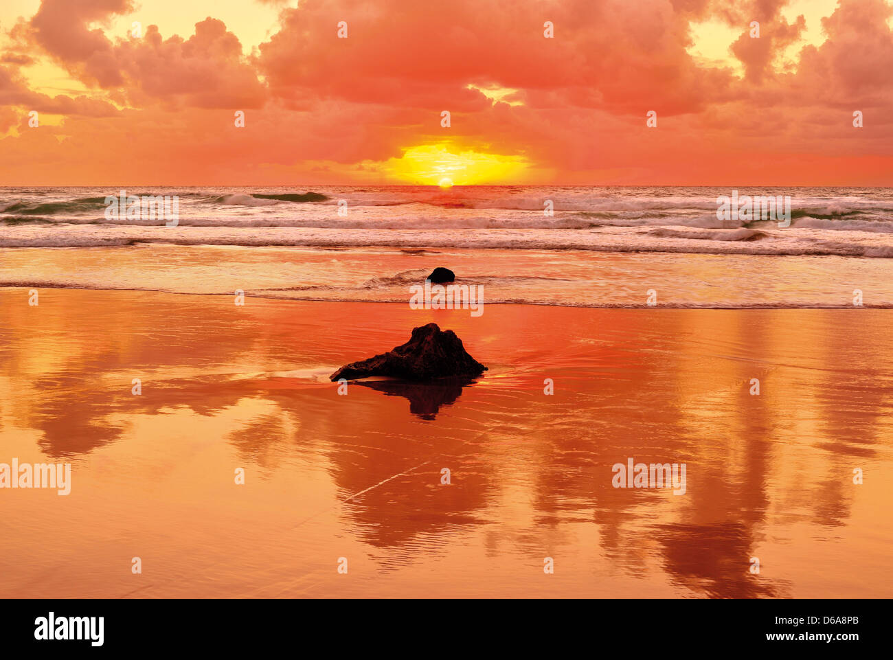 Portugal, Algarve: Romantic sunset scene at beach Praia do Tonel in ...