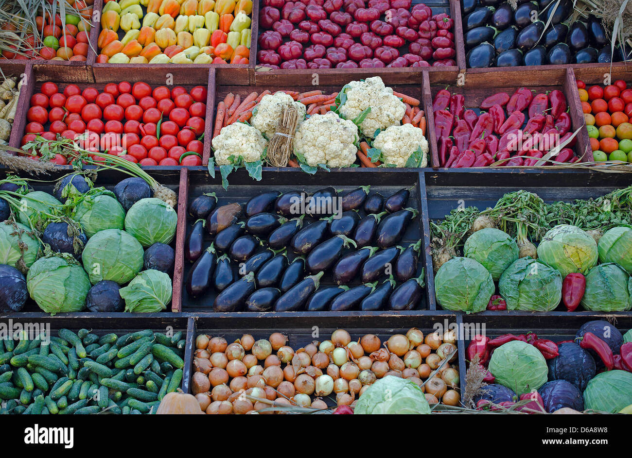 Stall with fresh vegetables Stock Photo - Alamy