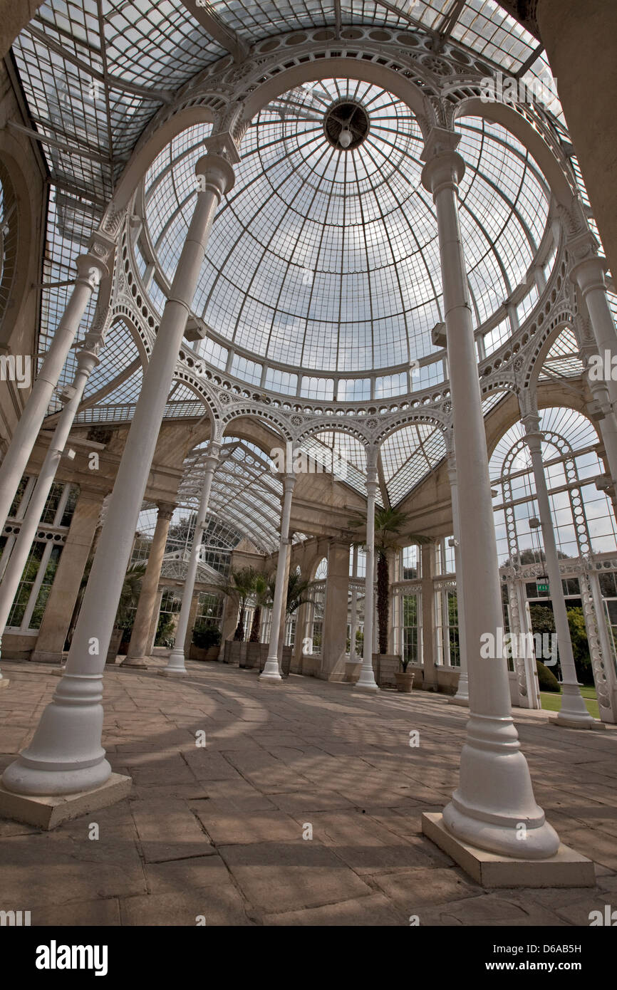 Syon park and house hi-res stock photography and images - Alamy