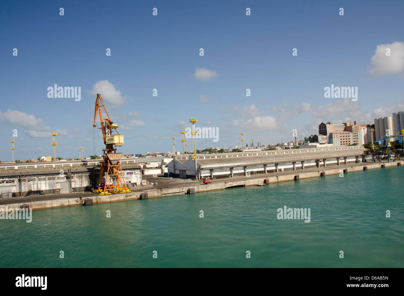 Brazil fortaleza futuro beach pier hi-res stock photography and images ...
