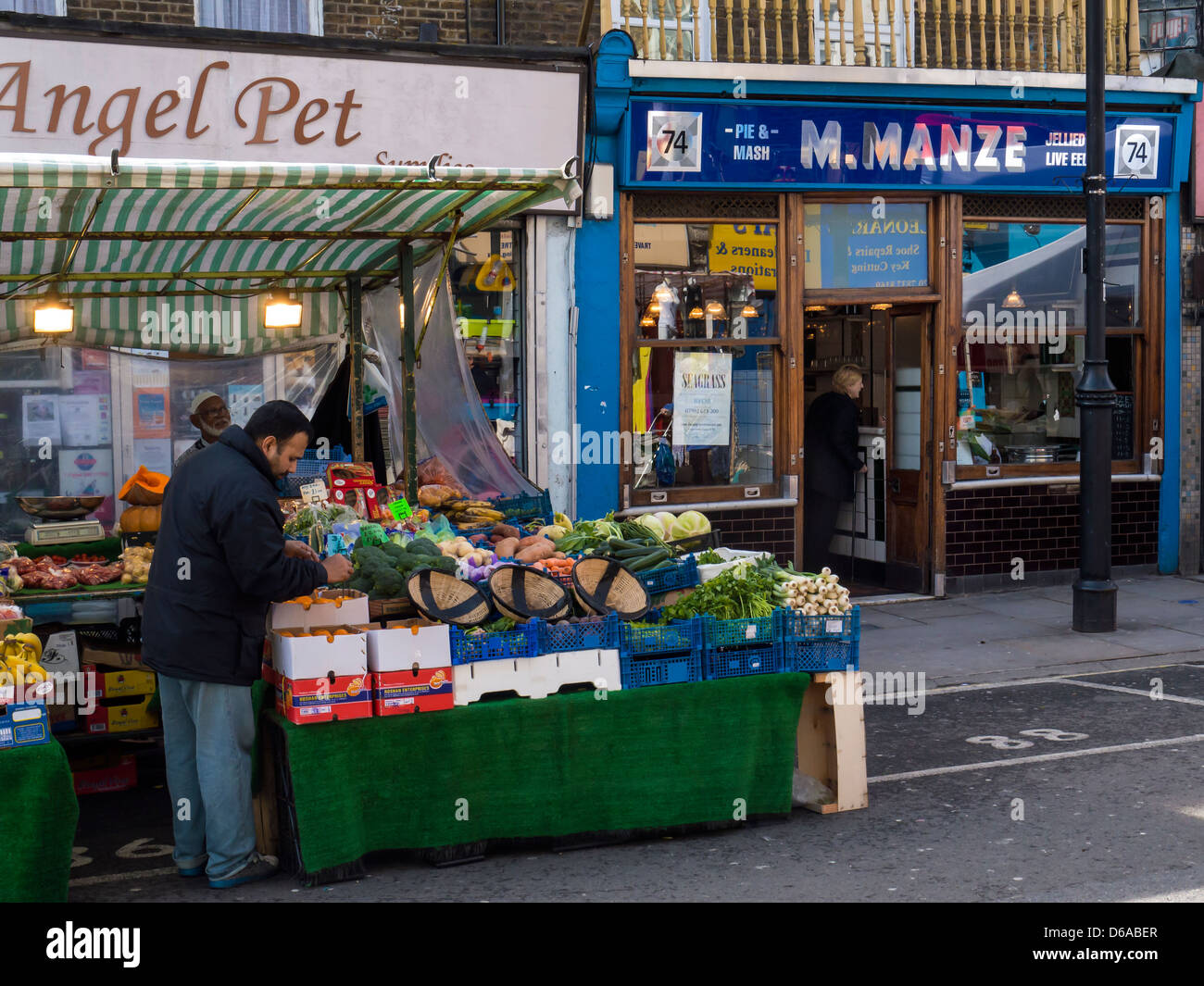 Pie And Mash Stock Photos & Pie And Mash Stock Images - Alamy