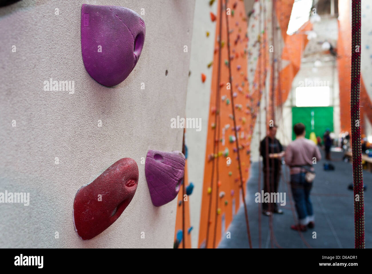 Try wall climbing hi-res stock photography and images - Alamy