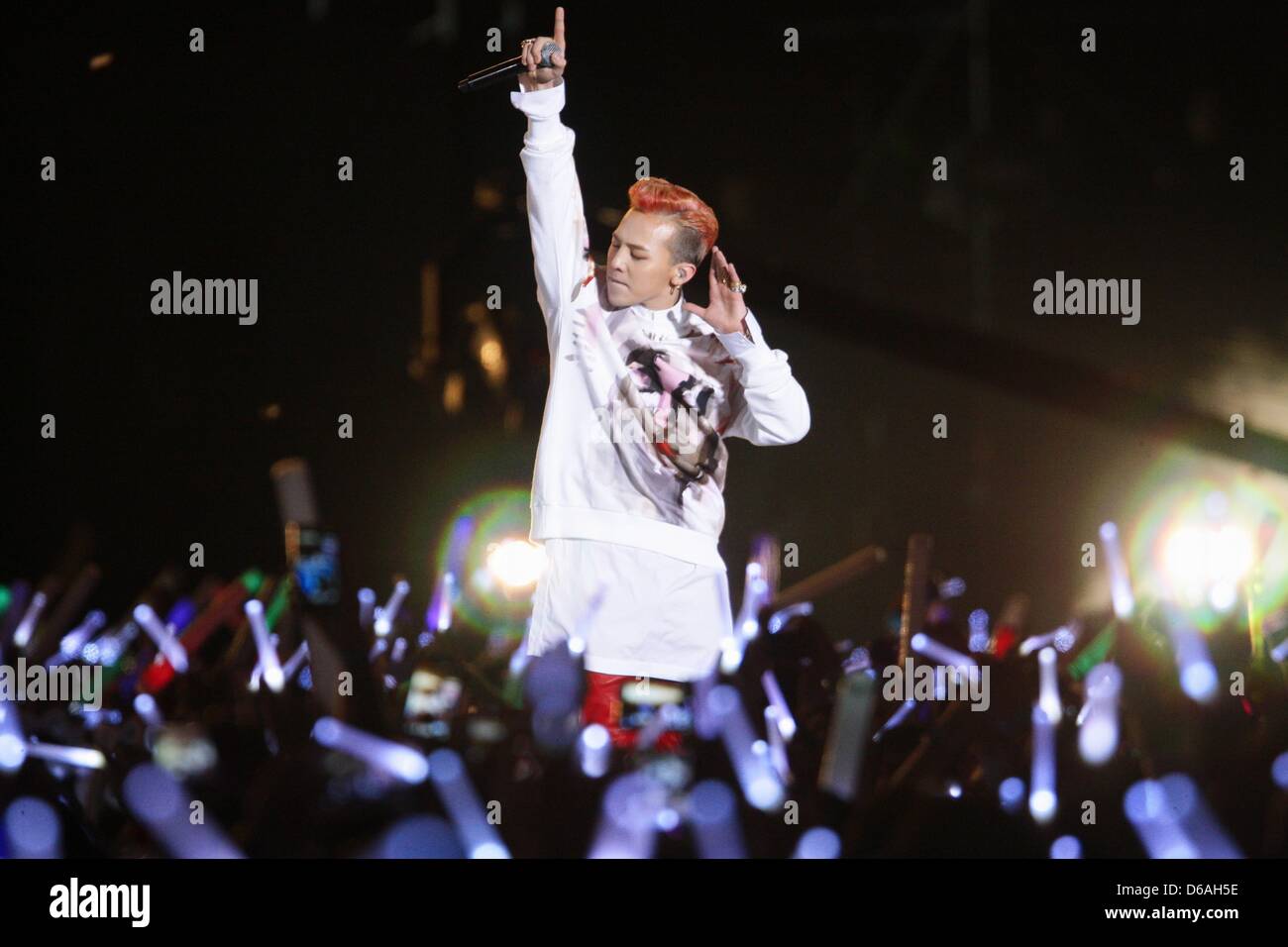 G-DRAGON at PSY's concert Happening in Seoul, South Korea on Saturday ...