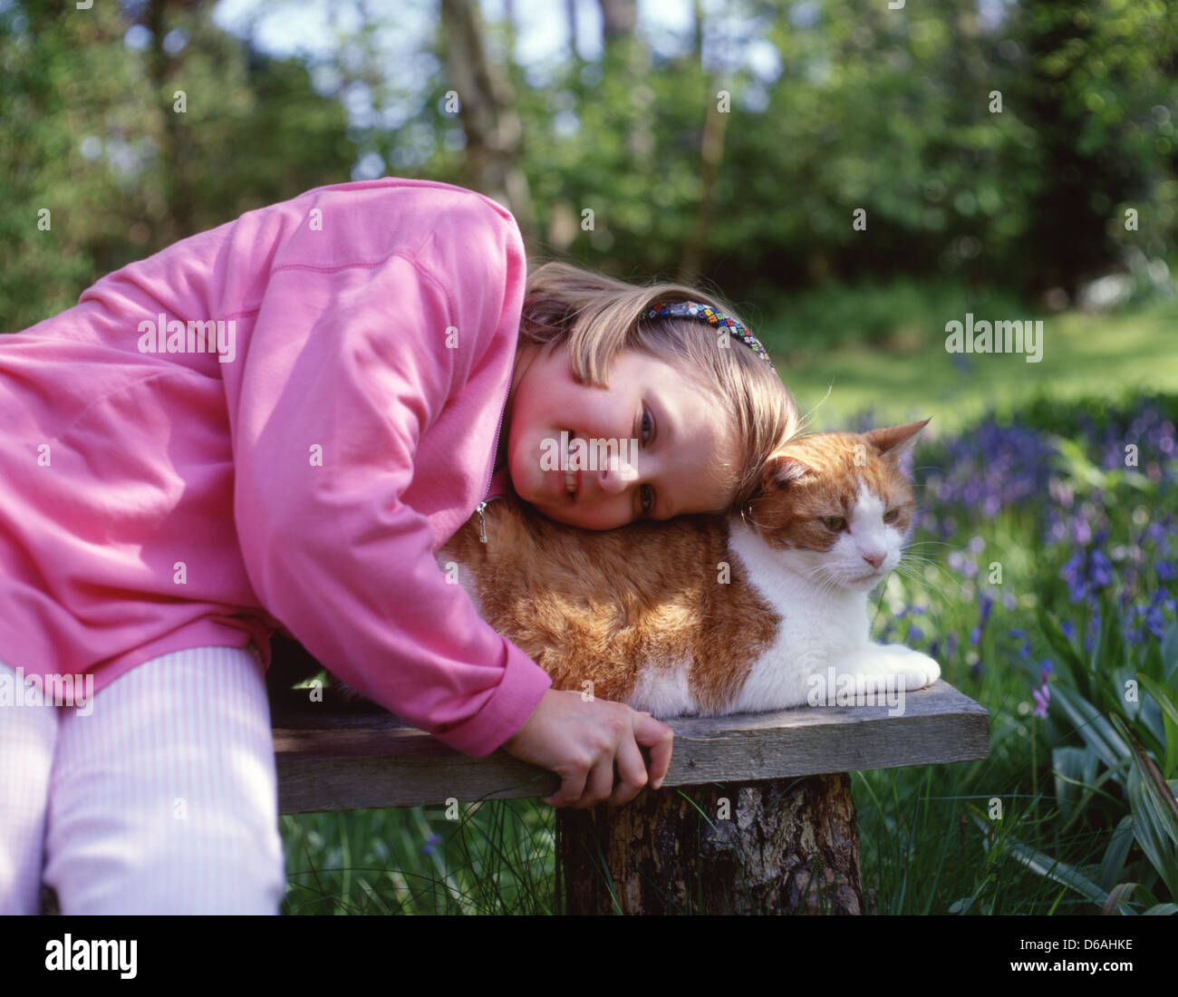 Girl cats hi-res stock photography and images - Alamy