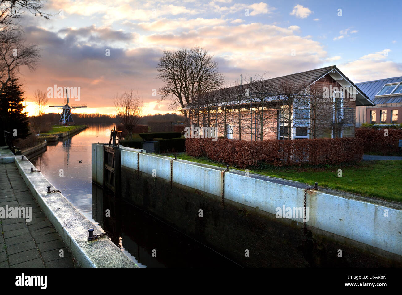 Dutch village hi-res stock photography and images - Alamy