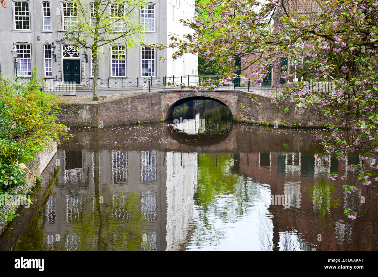 Asphalt embankment hi-res stock photography and images - Alamy
