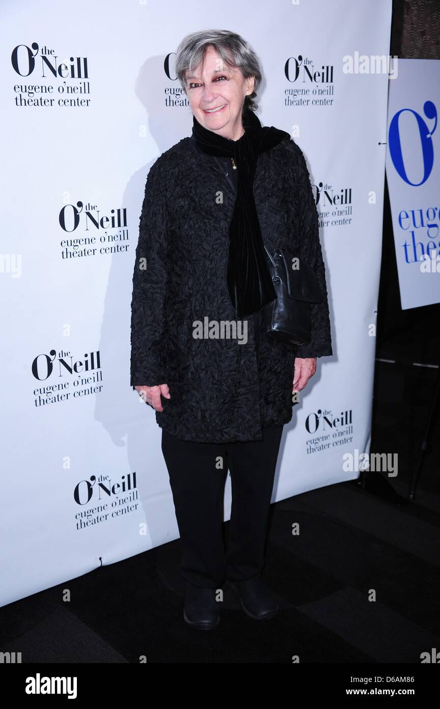 Zoe caldwell red carpet hi-res stock photography and images - Alamy