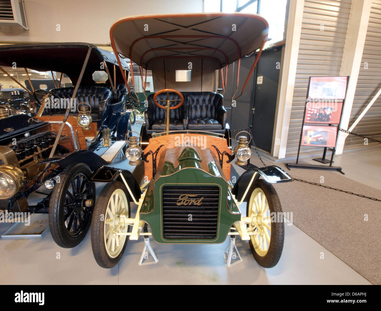 Early 1900s trucks hi-res stock photography and images - Alamy