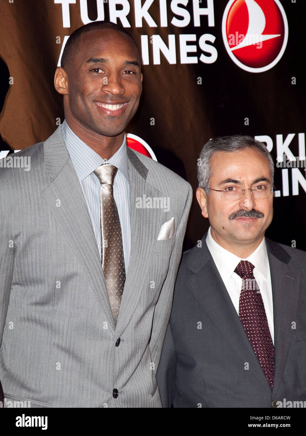 Kobe Bryant and guest Kobe Bryant and Turkish Airlines Red Carpet ...