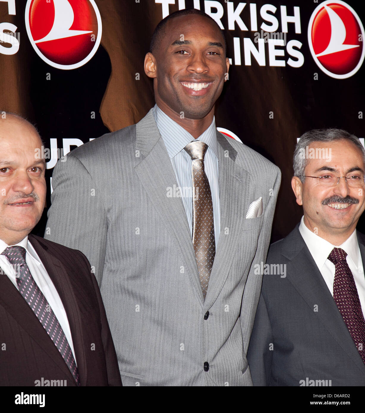 Hamdi Topcu Kobe Bryant and guest Kobe Bryant and Turkish Airlines Red ...