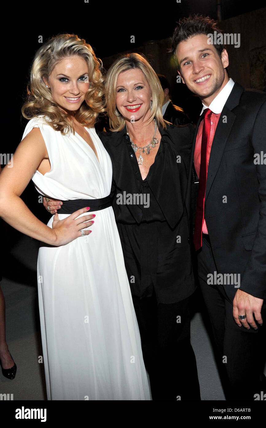 Christie Whelan, Olivia Newton-John and Sam Ludeman Australian premiere ...