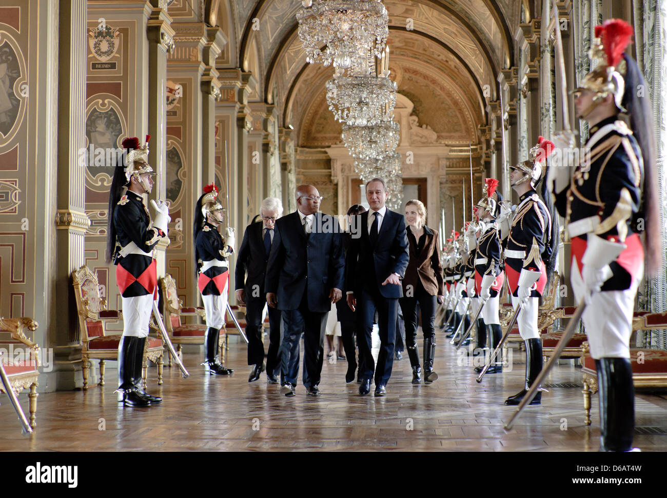 Paris Mayor Bertrand Delanoe invites South Africa President Jacob Zuma ...