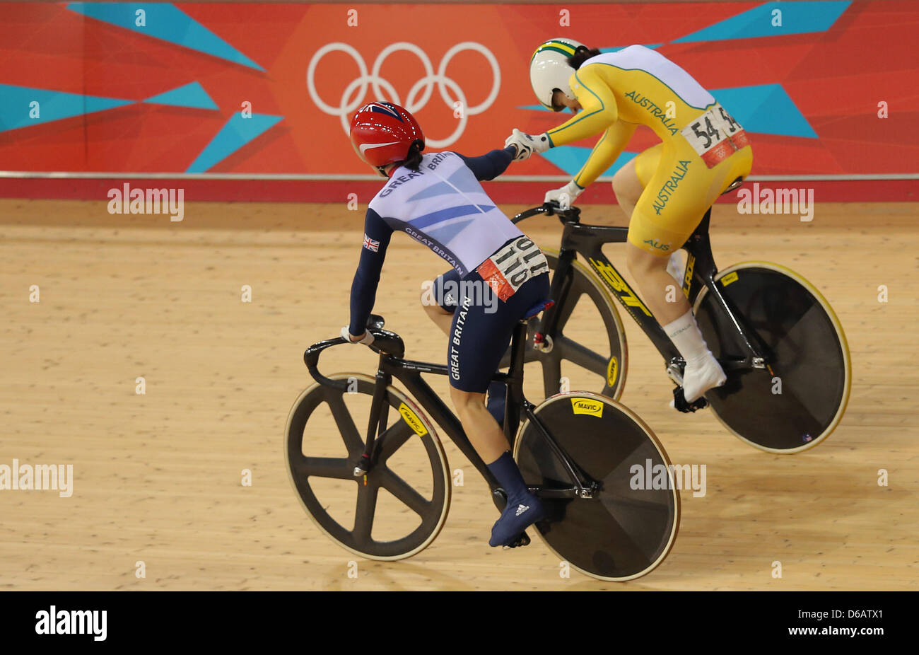 Victoria Pendleton of Great Britain (L) congratulates winner Anna ...