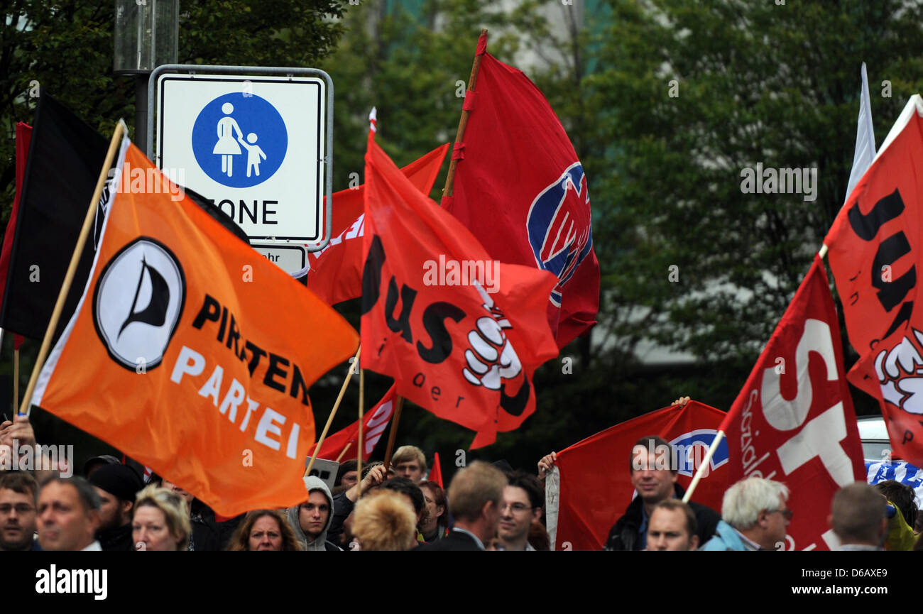 Berlin germany npd demonstration hi-res stock photography and images ...