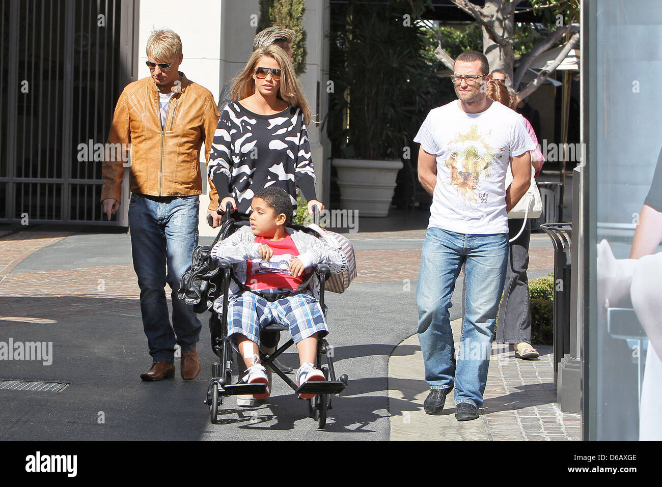 Katie Price and son Harvey Katie Price takes her son out to lunch The ...