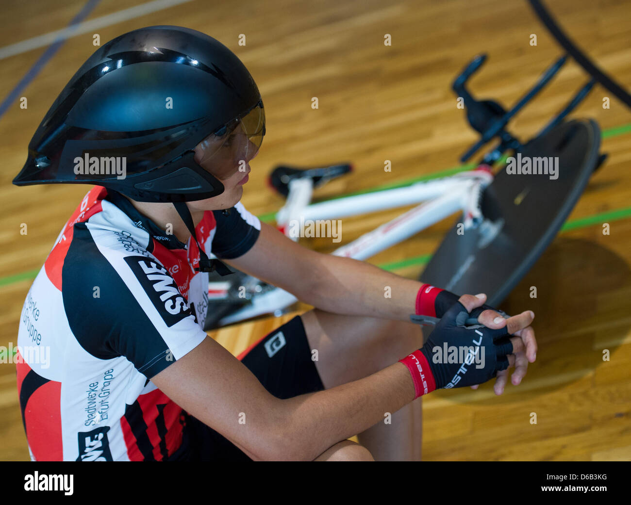 A young cyclist waits to start a race of the 126th German track cycling ...