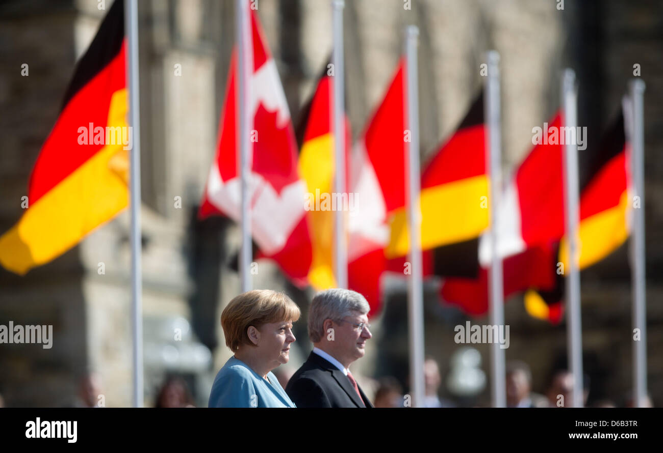 Angela merkel harper canada hi-res stock photography and images - Alamy