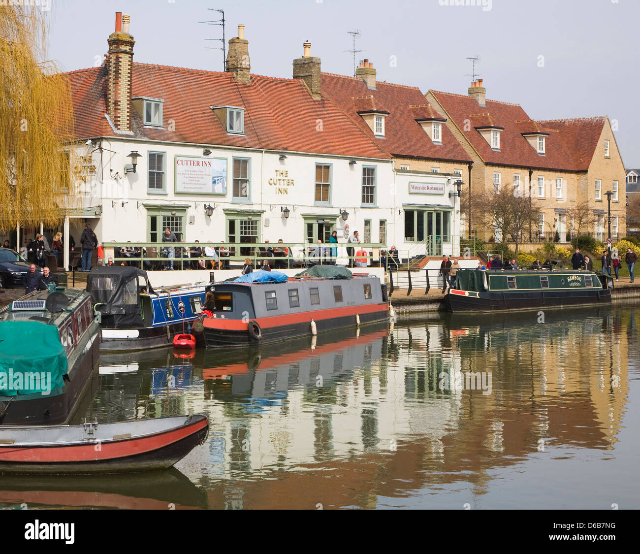 Cutter inn hi-res stock photography and images - Alamy