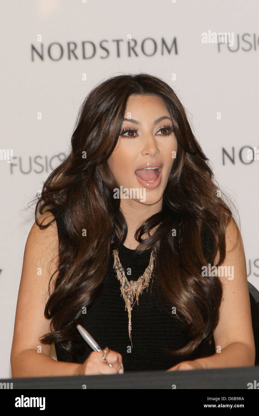 Kim Kardashian makes an in-store appearance at Nordstrom in Dallas ...