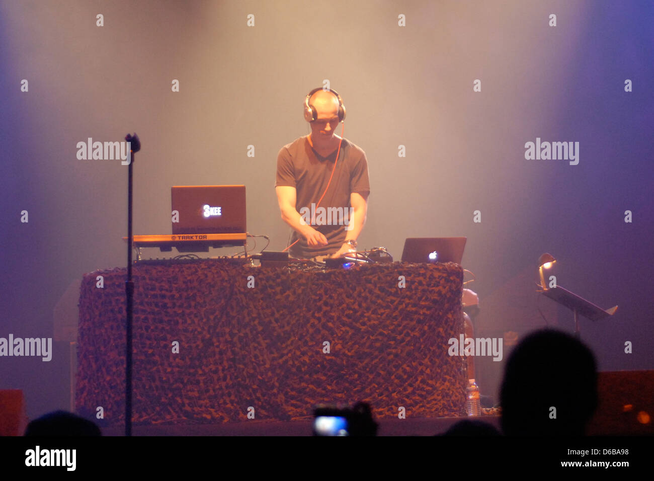 Ice cube concert hi-res stock photography and images - Alamy