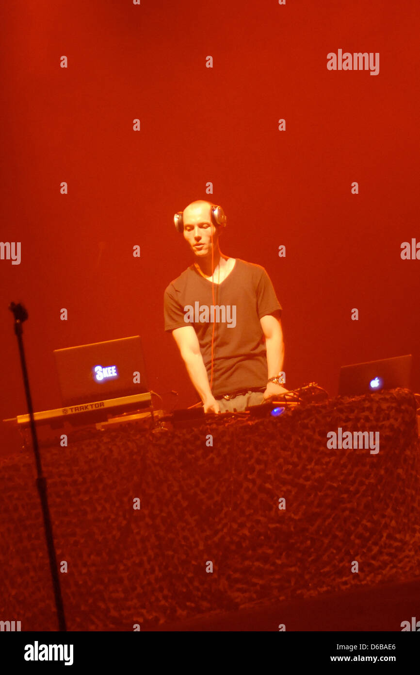 Ice Cube live in concert at The Wiltern Los Angeles, California - 23.02 ...